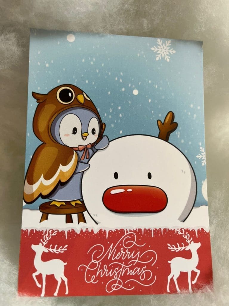 Merry Christmas Postkarte Pingu mit Schneentier – PichuMoonArt